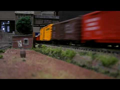 Bangor and Aroostook F3's at the Cape Cod Model Railroad Club show ...