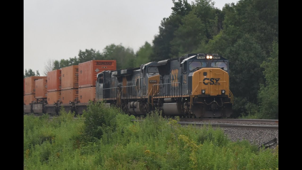CSX Flared SD70MAC rebuild leads intermodel in Buffalo NY, 7/9/2024 ...