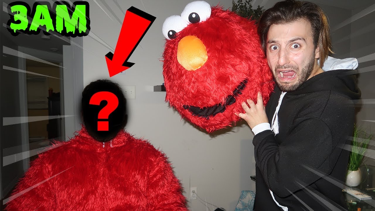 (OMG) UNMASKING GIANT ELMO AT 3AM CHALLENGE | GIANT ELMO COMES TO MY ...