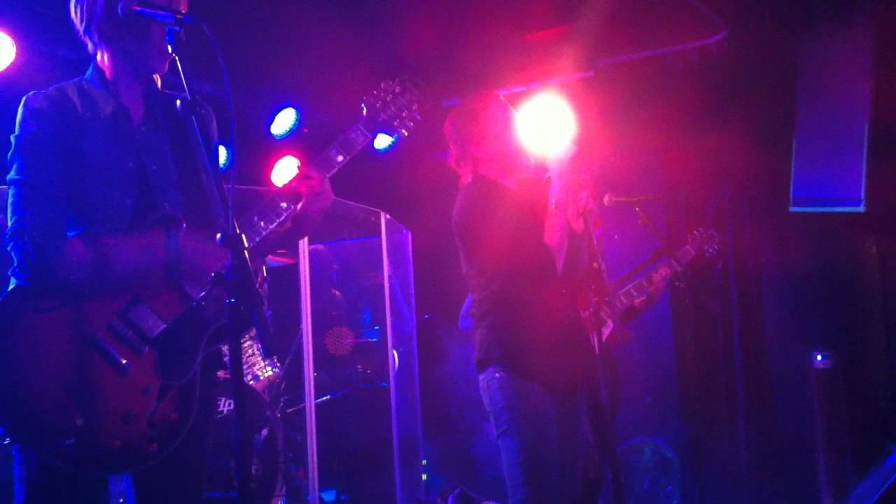 Five Finger Foreheads på Sticky fingers - YouTube