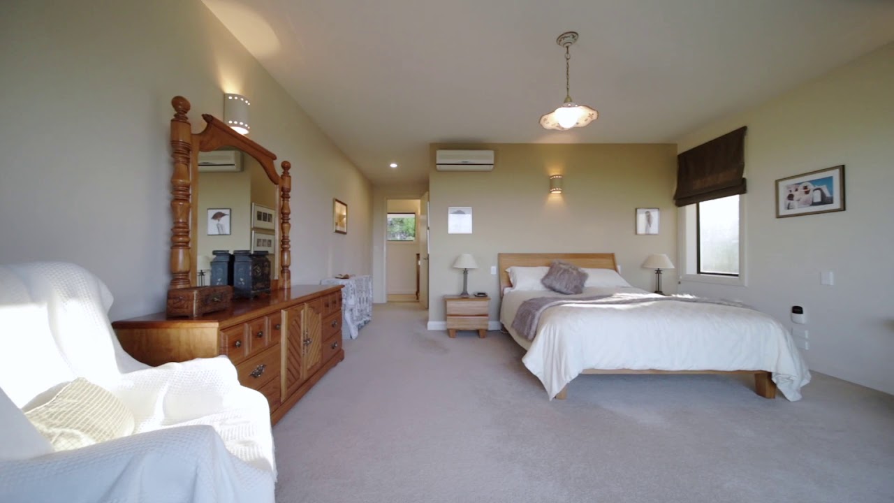 SOLD - 25 Munros Road, Clevedon - Wayne Rawson - YouTube