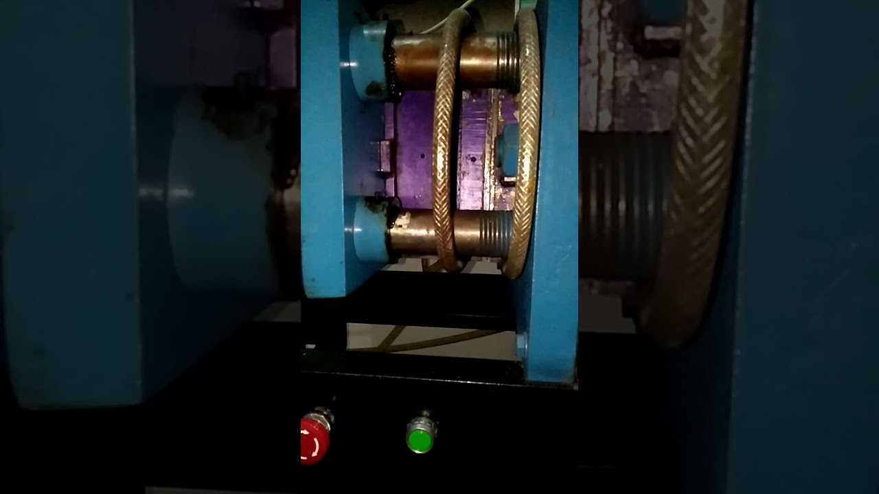 Mesin Injeksi Moulding Plastik - YouTube
