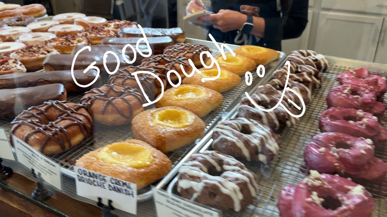 Amazing gourmet donuts at Good Dough // Jacksonville Florida - YouTube