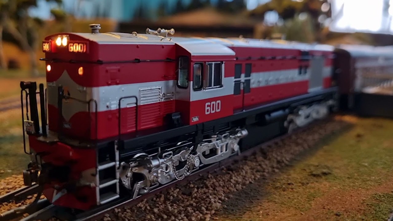 Auscision SAR 600 class - YouTube