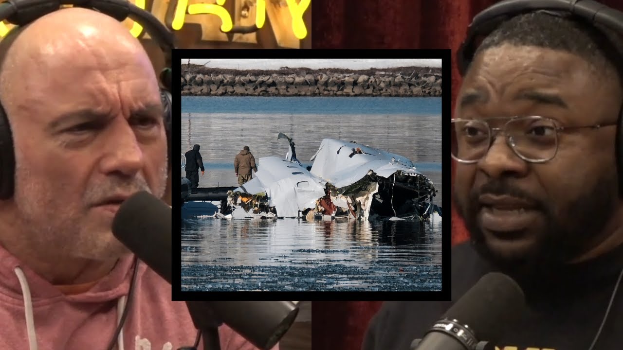 Joe Rogan & Brian Simpson on shocking DC plane & Black Hawk collision ...