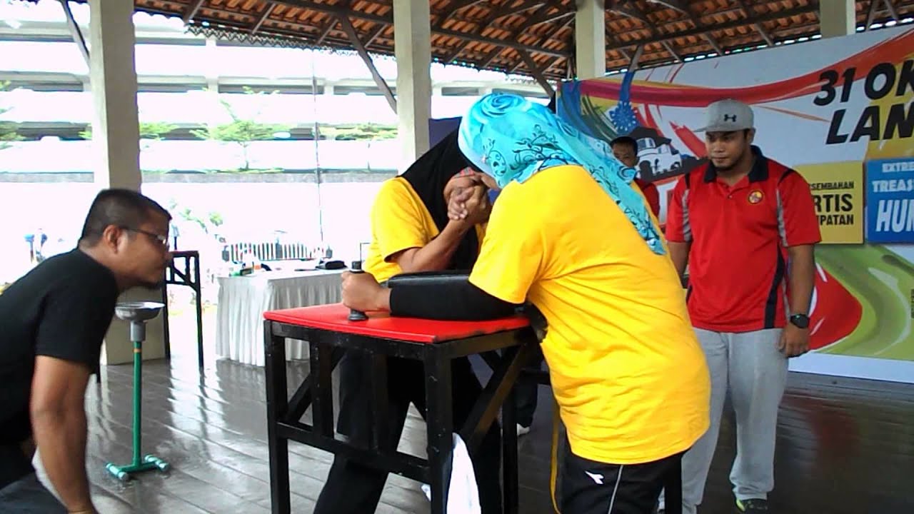Gusti lengan wanita, MaTiC Armwrestling Challenge 2014 - YouTube