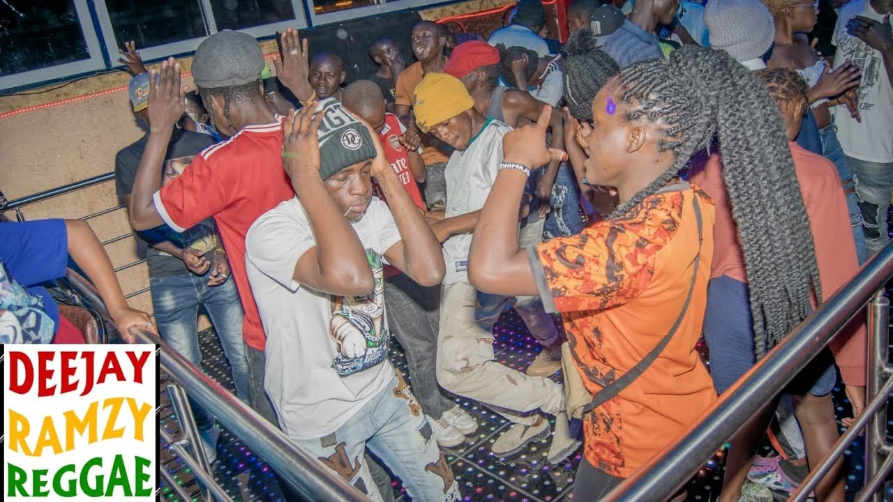 REGGAE SUNDAY 82(OKHUPAVALA LIVE MC KWACHE FT DJ RAMZY) 🔥🔥🚦🚦LIVE ...