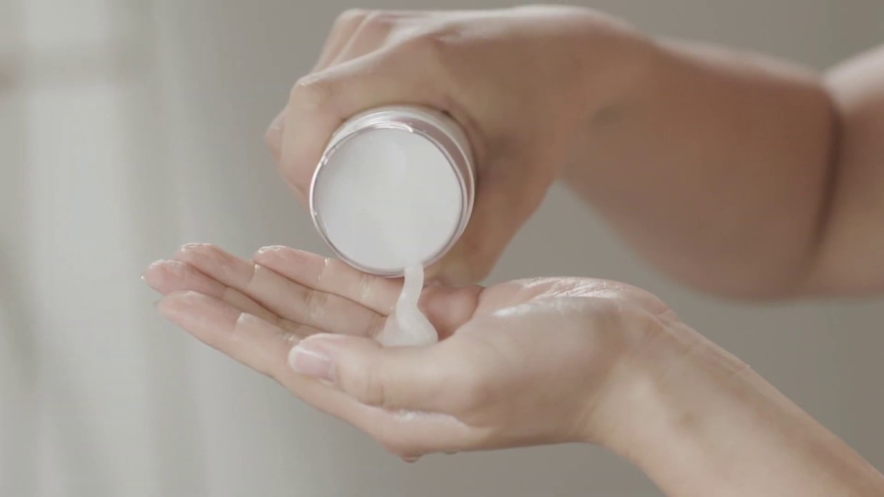 How to use: The Ritual of Sakura Shampoo | Rituals - YouTube