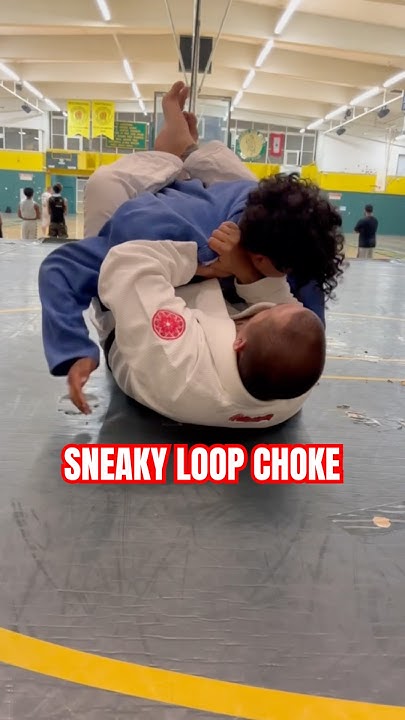 Sneaky loop choke from guard | Judo club practice #shorts #judo - YouTube
