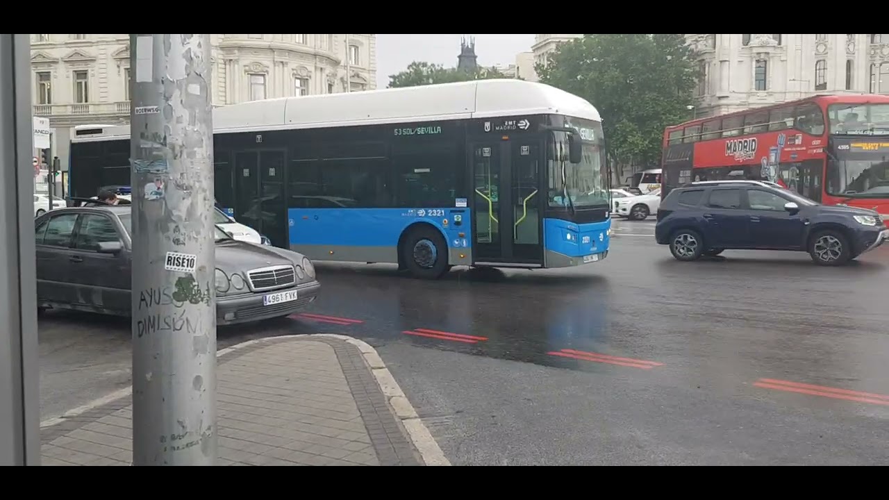 Here is the EMT bus 2321 on the number 53 in Madrid Thursday 1 June ...
