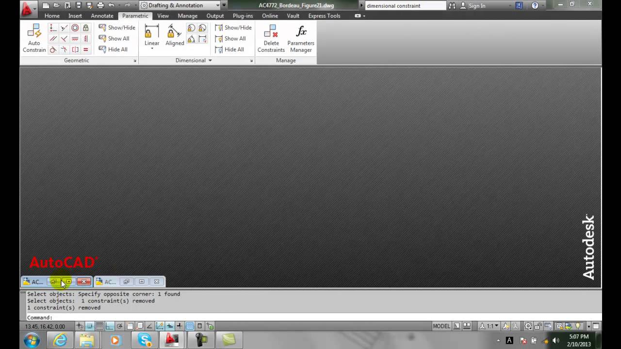 AutoCAD II 22-16 Adding Dimensional Constraints - YouTube
