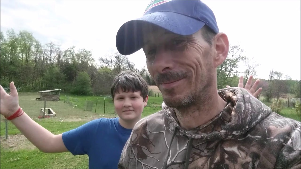 Trick Shot Tuesday (Annie Oakley & Shotgun load) - YouTube