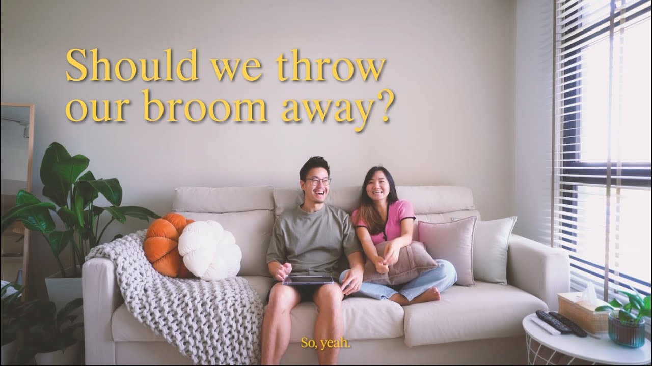 Reviewing our little robot helper 🤖🧹| 3-Room HDB BTO | Home vlogs - YouTube