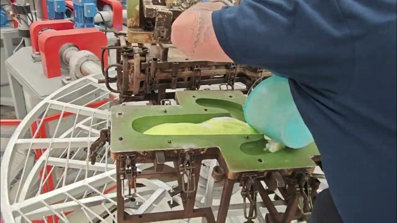 Carousel rotomolding machine (CC-3A-3000) - YouTube
