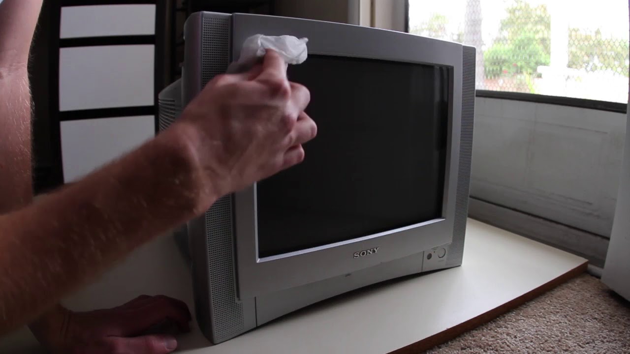 SONY TRINITRON KV-13FS100 - YouTube