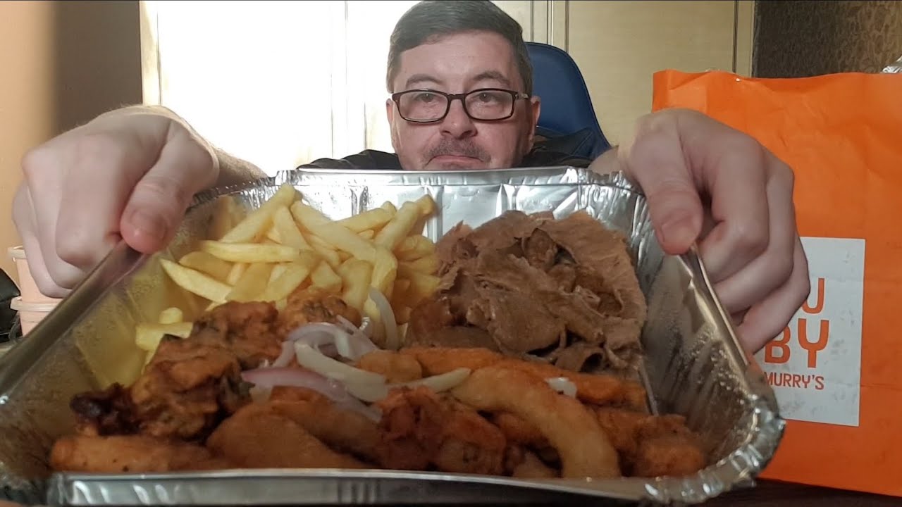 Munchie Box Review From Ruby Murrrys 😋 - YouTube