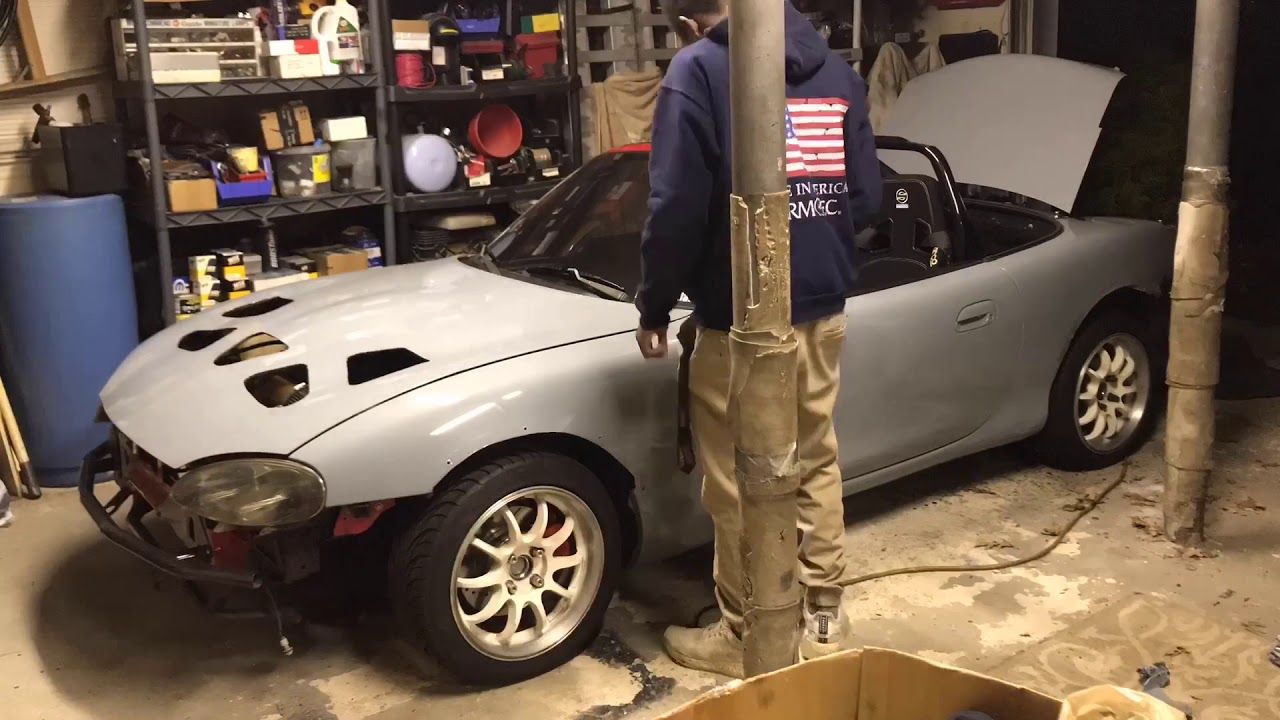 Miata vinyl (un) wrapping - YouTube