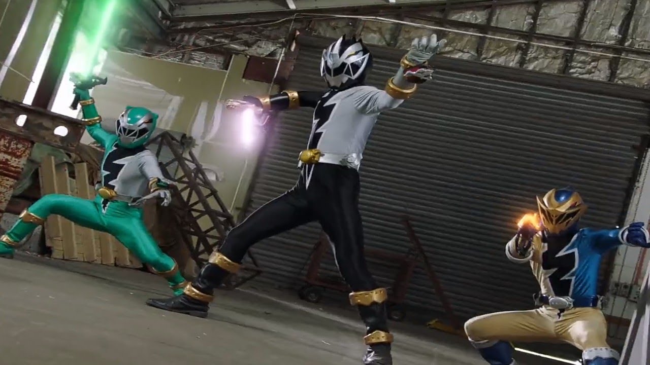 Power Rangers Dino Fury - The Festival - Power Rangers vs Slyther and ...