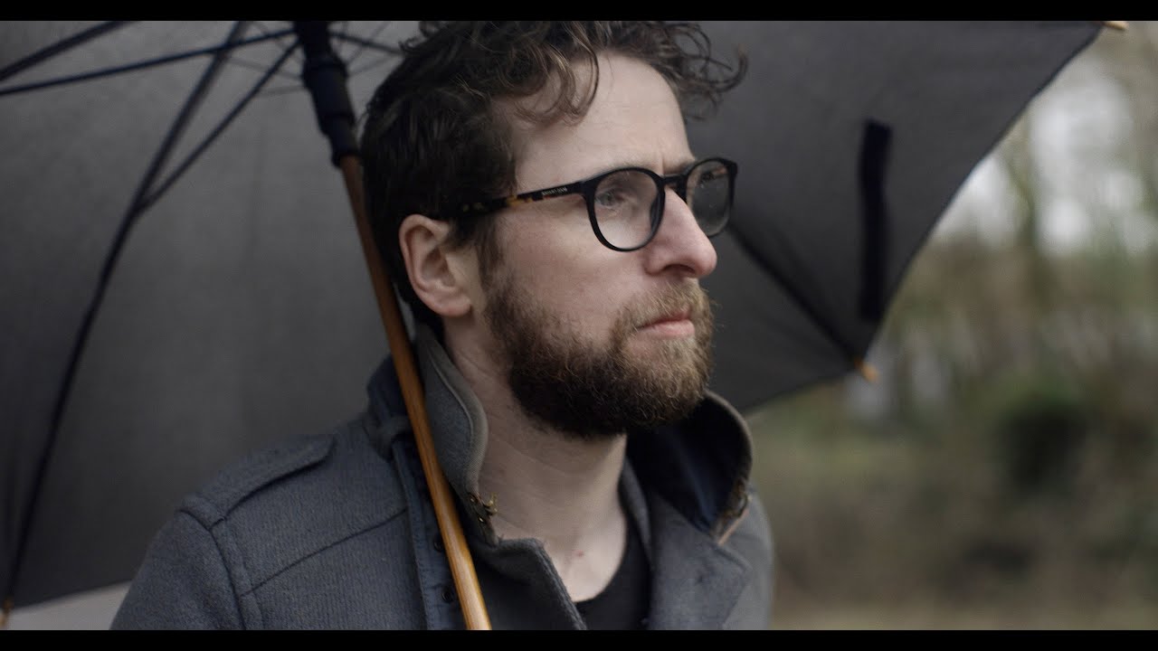 Aaron Monaghan reads Patrick Kavanagh's "The Hospital" - YouTube