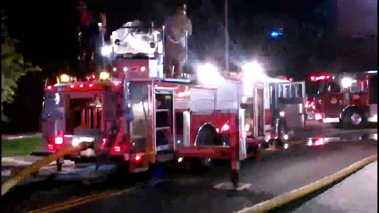 Edgewater, NJ Pier Fire 6-24-14 P-2 - YouTube