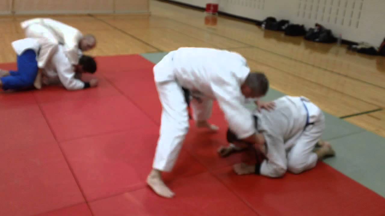Rolling Kata Ha Jime to Juji Gatame - YouTube