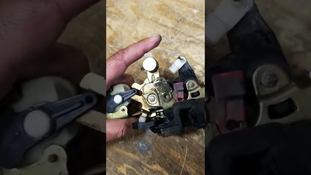PT cruiser door lock mechanism part 4 - YouTube