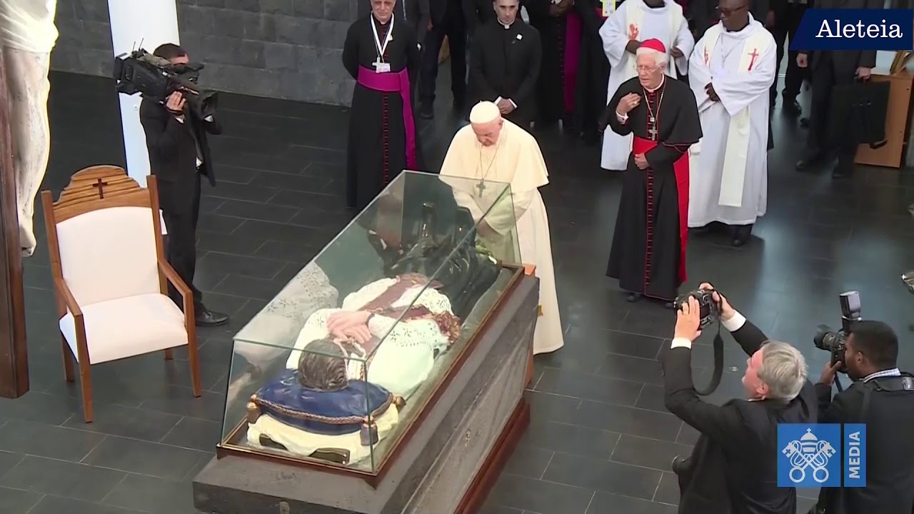 Pope Francis Visits Tomb of Blessed Jacques-Désiré Laval - YouTube