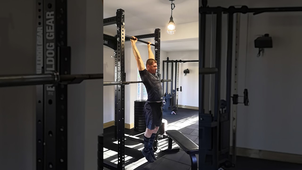 Passive hang shoulder flexion with bar behind shoulder blades - YouTube