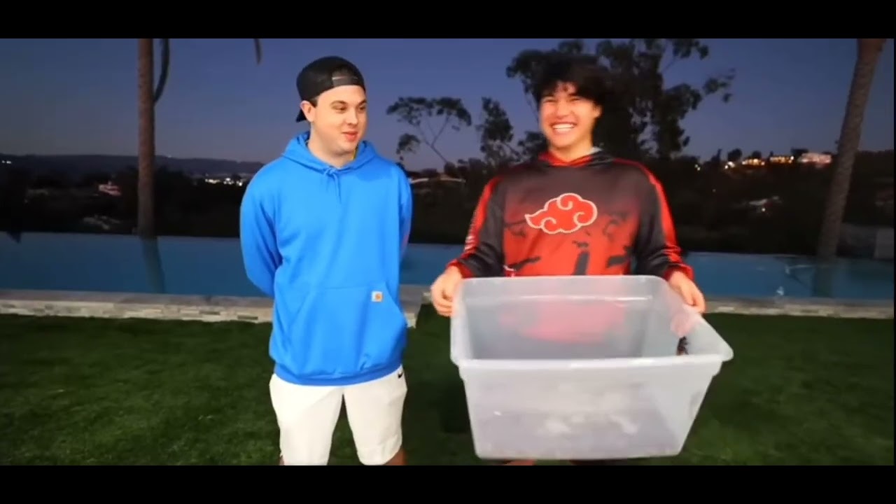Alan and alex medium video - YouTube