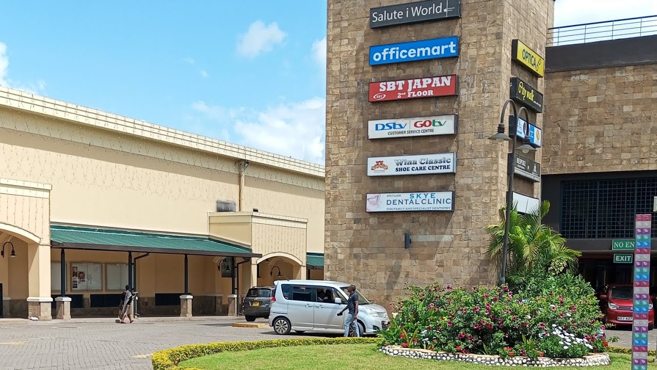 VLOG ON THE JUNCTION MALL NAIROBI KENYA 💥🔥/CHRISTMAS SEASON/MALL ...