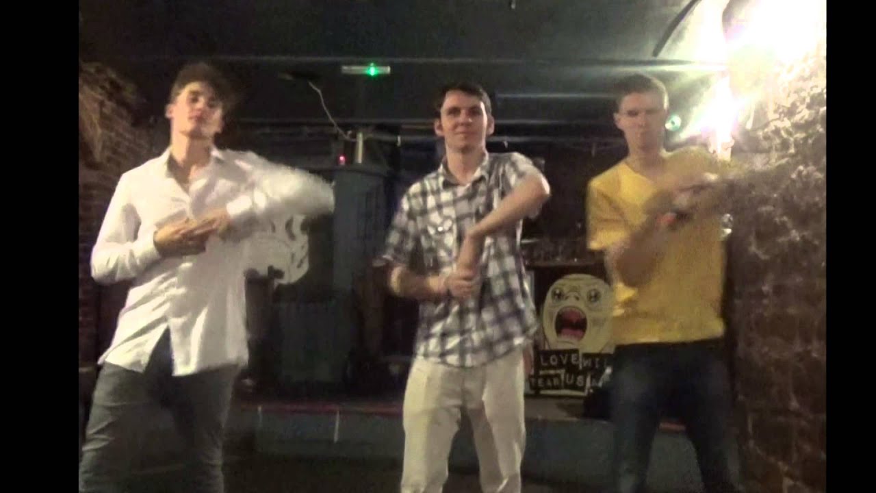 Inbetweeners Dance Scene - YouTube