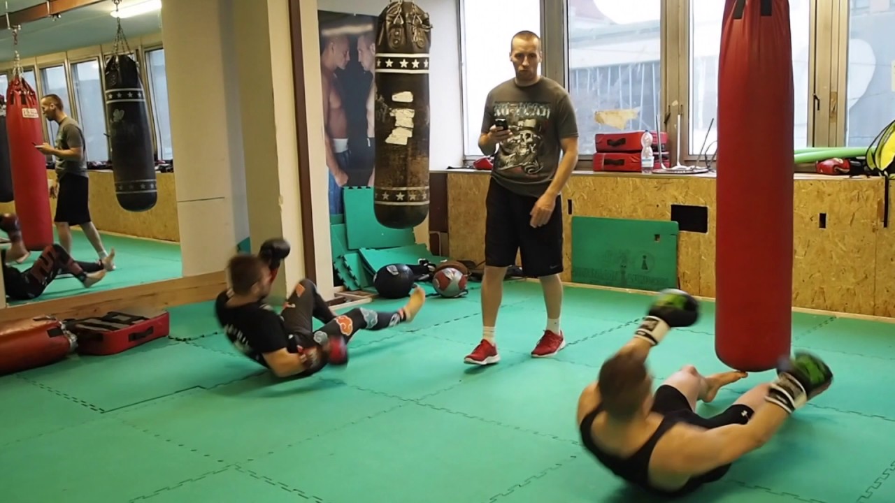 Penta gym jde do války - YouTube
