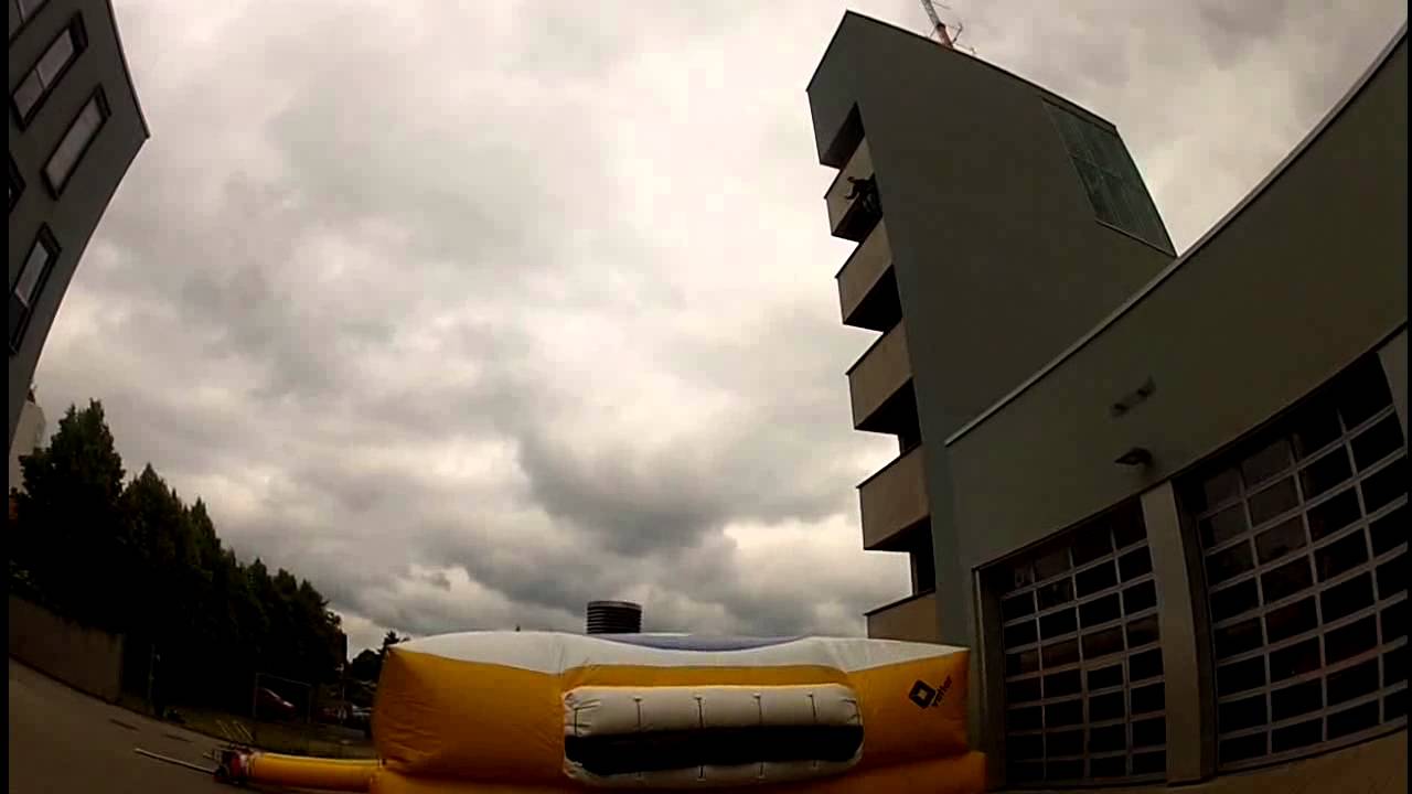 Jump from 80 ft !!! - YouTube