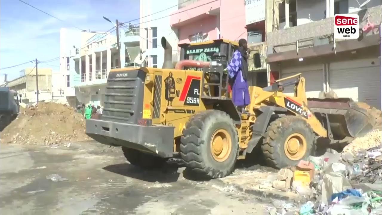 Déguerpissement au marché Ocas: La descente musclée des Baye Faal, un mur d'un poste de santé ...
