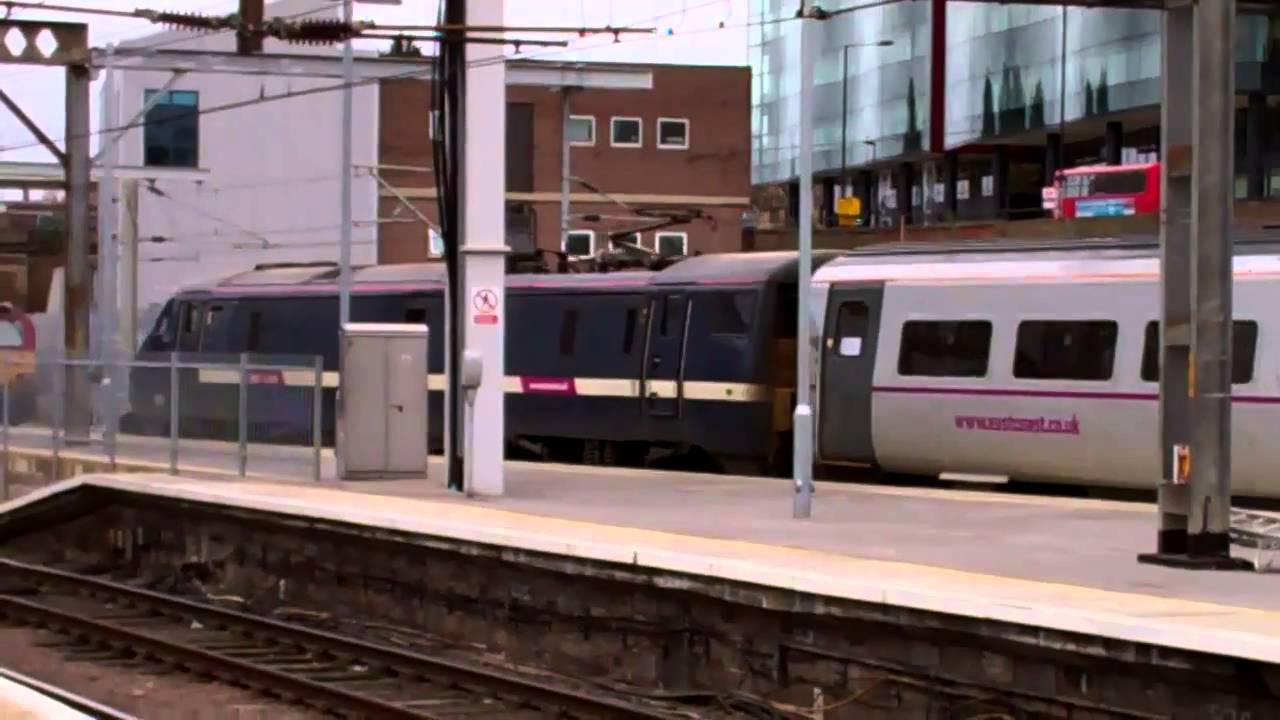 East Coast Class 91+DVT At London Kings Cross - YouTube