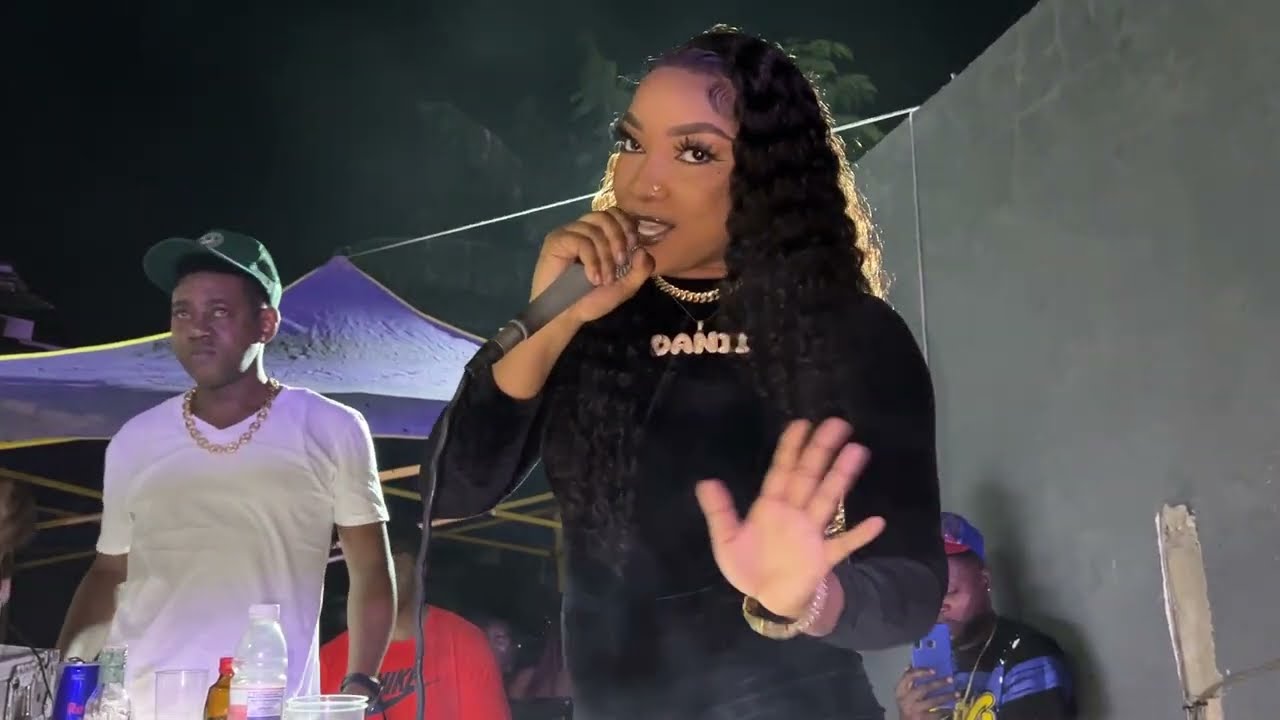 Daniiboo -Boasy Tuesday Peformance March 29, 2022 - YouTube