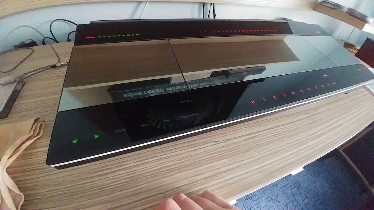 BeoCenter 9500 - YouTube