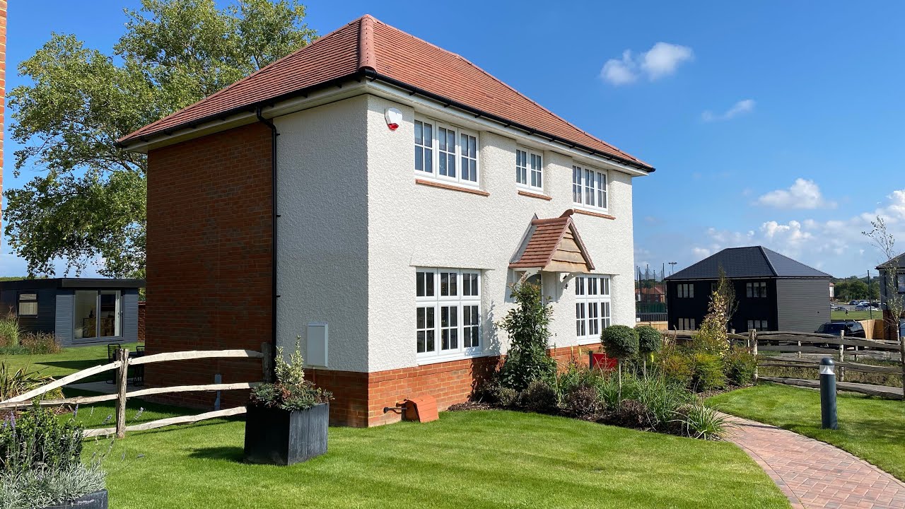 Redrow Harlech - YouTube