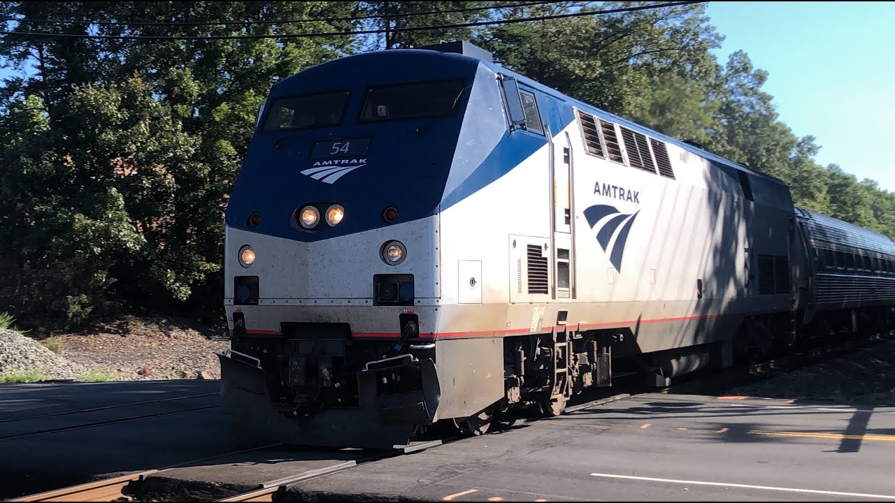 Amtrak #54 GE P42 Genesis flying thru South Manassas with a MINT K5LA ...