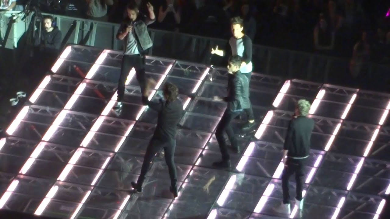 One Direction Harlem Shake @ O2 Arena 1st April - YouTube