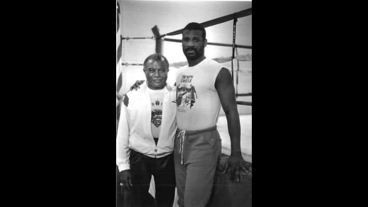 Boxing with Wilson Pitts- Happy Camp - YouTube