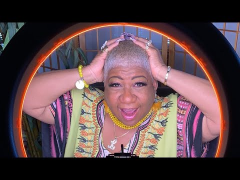 HEY LUENELL EP. 4 Wine Not? - YouTube
