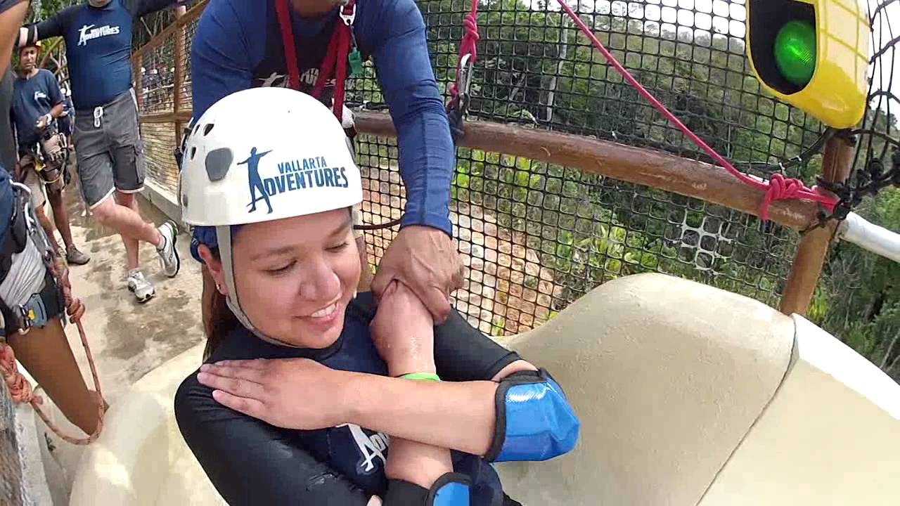 Cyndi Guerra water slide - YouTube