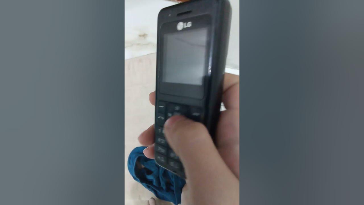 У меня есть ретро телефон LG KD 300 - YouTube