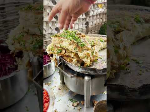 Finish 31 Eggs Omelette & Win 100000 Rupees l Rajeev Bhai Ka Mashoor Omelette  #shorts #delhi