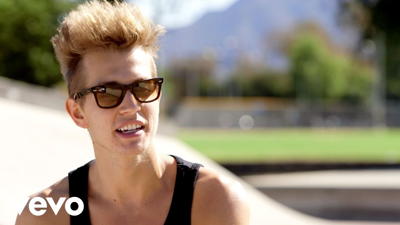 The Vamps - Get To Know: James (VEVO LIFT) - YouTube