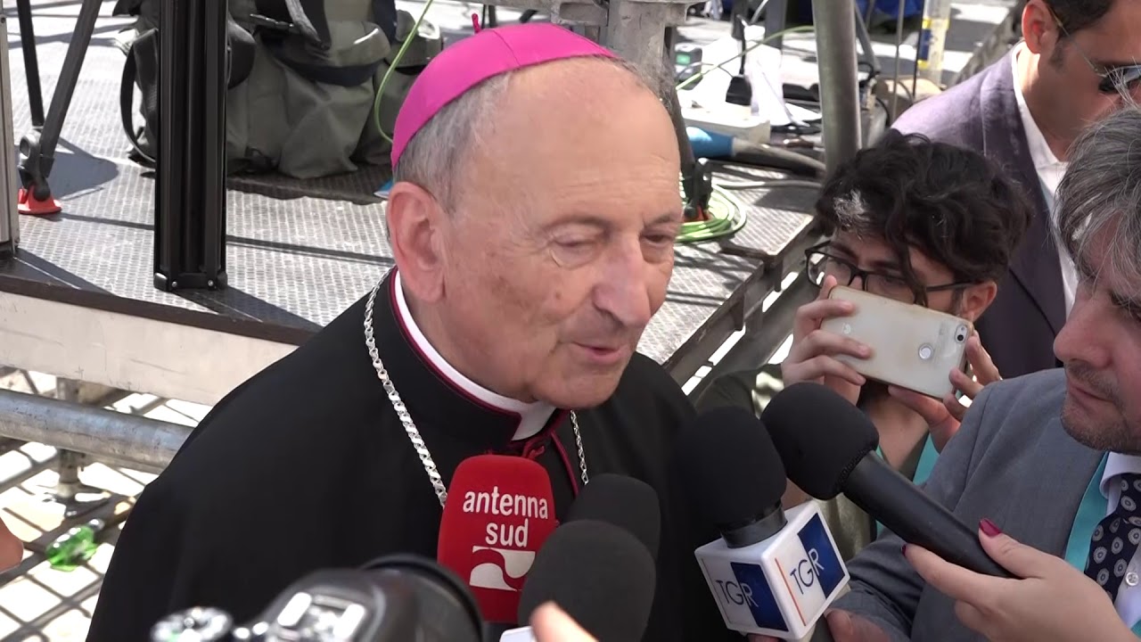 Monsignor Cacucci: "L'incontro di Bari ha pochi precedenti nella storia ...