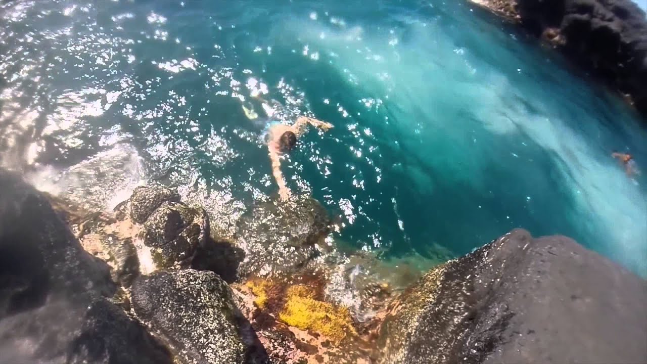 Hawaii Cliff Jumping - YouTube