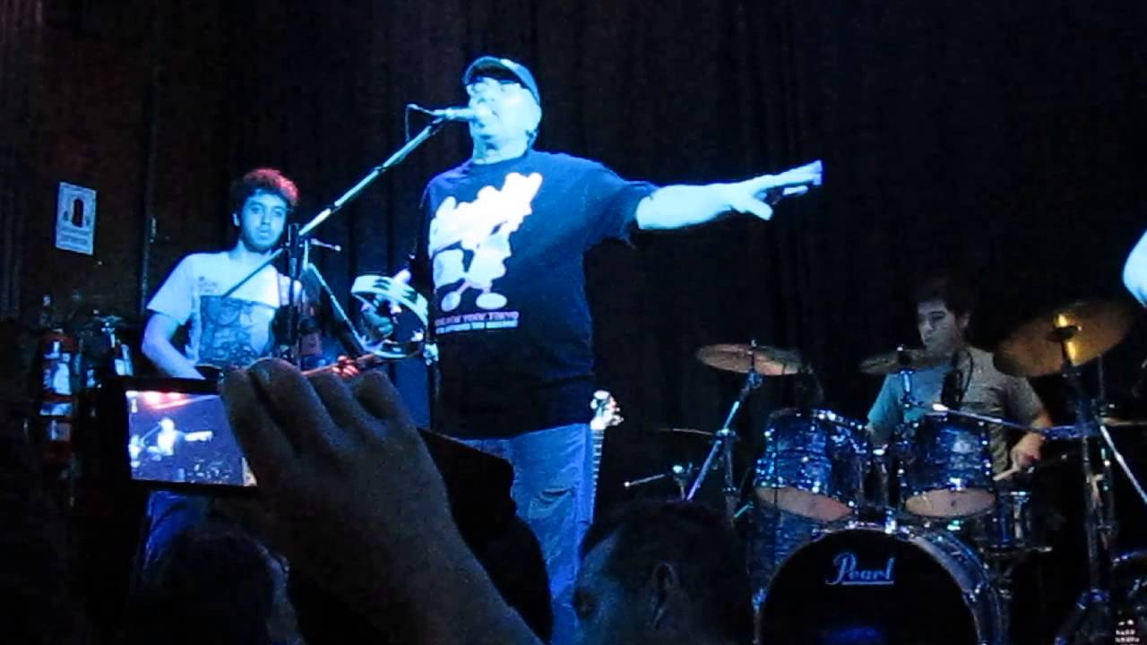 Andres Dulude en La Noche de Barranco 28/11/2013 (5) - YouTube