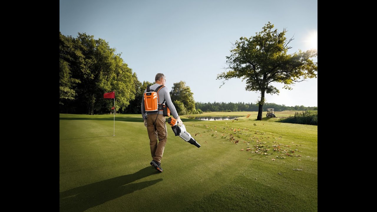 STIHL BGA 85 - аккумуляторное воздуходувное устройство - YouTube